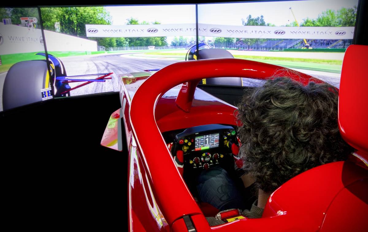 iFly Torino lancia il nuovo Simulatore di Formula 1 per guidare come un ...